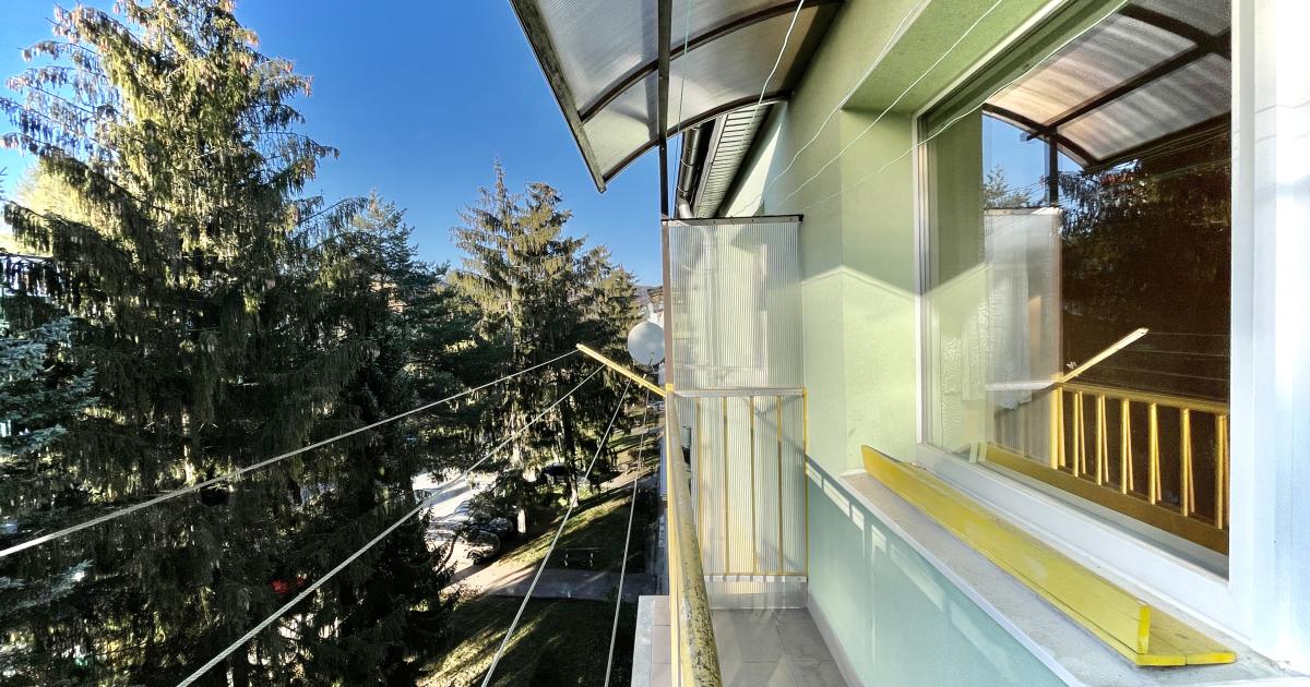 PREDAJ - 2 izb. byt s balkónom a výťahom, ul. Mládežnícka, B. Bystrica ...